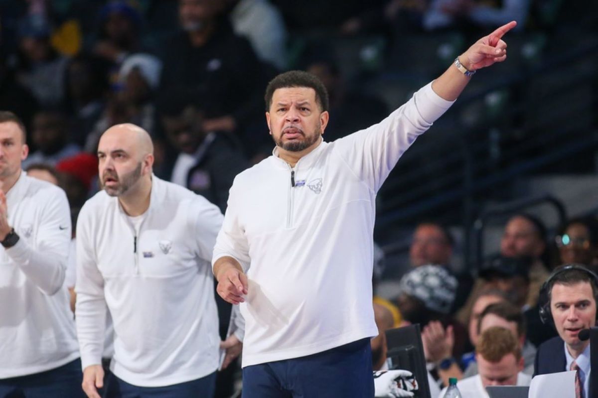 Pitt Panthers: Jeff Capel Defends Final Play Call from Miami Loss ...