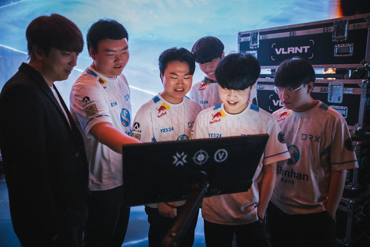 tuyz Details Why LOUD Feels Like A Family - Esports Illustrated