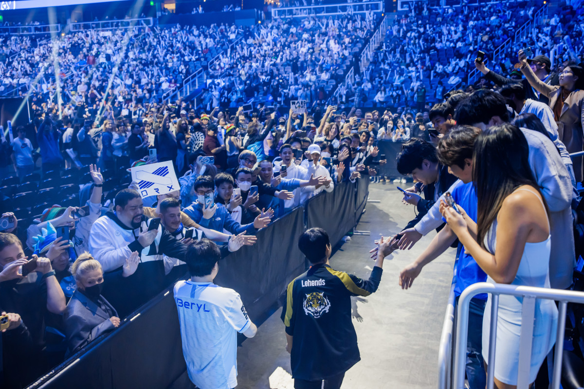 DRX Stuns Gen.G, Will Face T1 Esports In Worlds 2022 Finals - Esports Illustrated