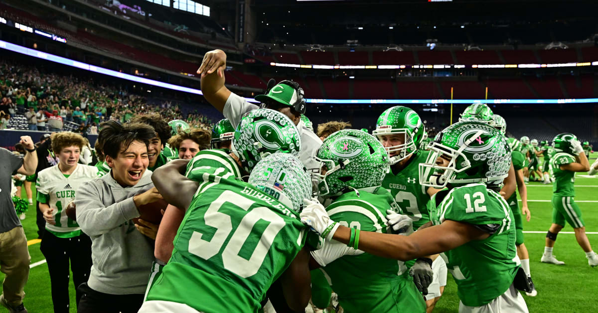 Cuero beats Silsbee in 3OT thriller to advance to 4A DII Texas football ...