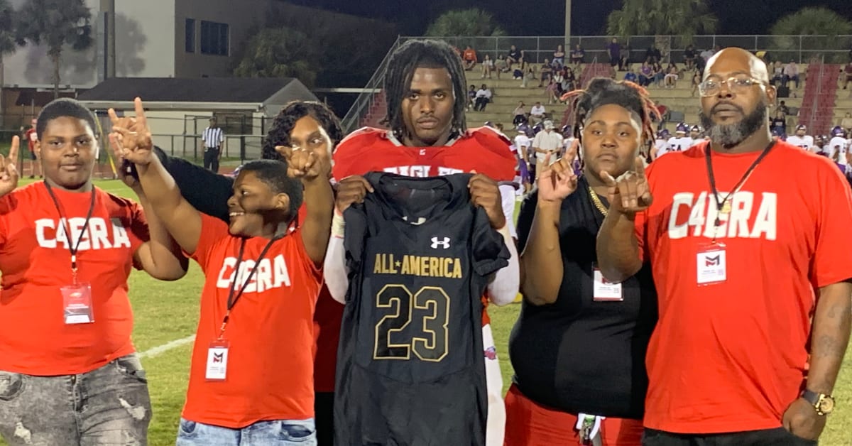 Texas commit CJ Baxter honored at halftime of Edgewater game - Sports ...