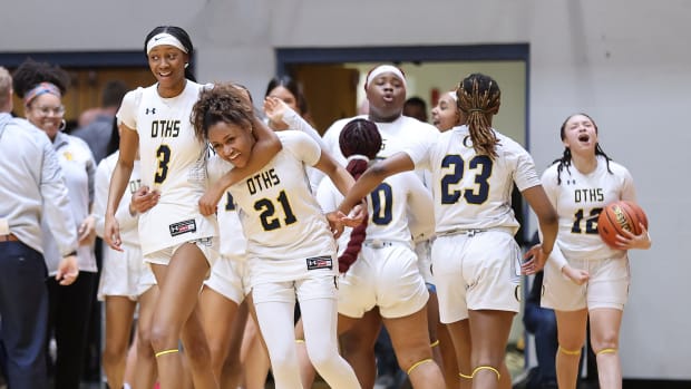 Photos: O'Fallon girls basketball edges Alton in Illinois sectional ...