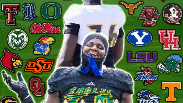 Bennett Warren, heavily-recruited Texas offensive lineman, sets Oregon ...