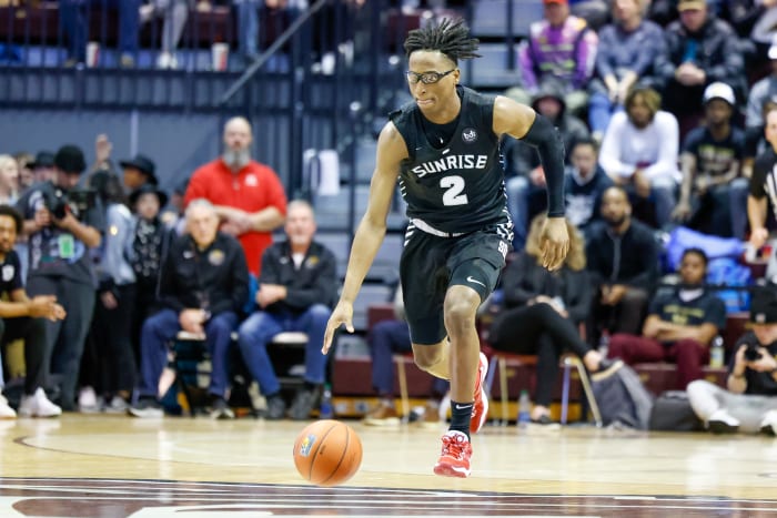 Arkansas Razorbacks men’s basketball signee’s brother making own ...