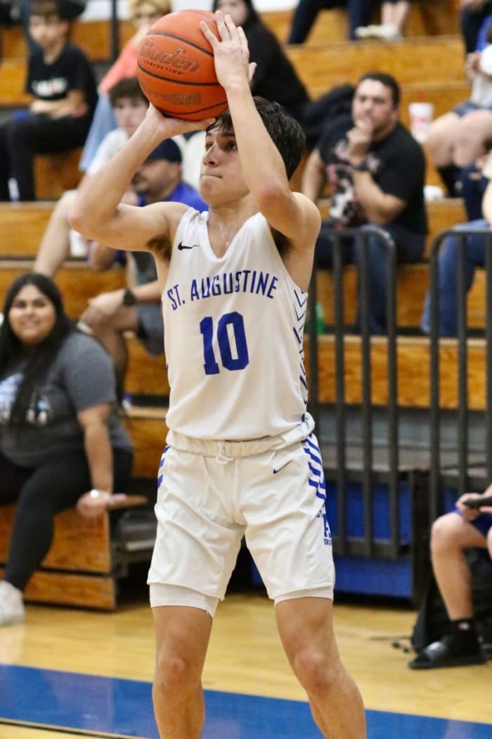 Chris Ramirez leads Laredo St. Augustine to OT win over Brownsville St. Joseph to clinch ...