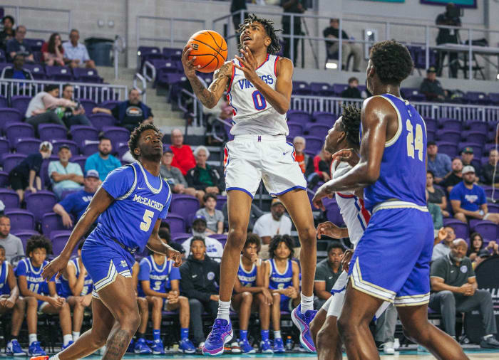 North Mecklenburg's Isaiah Evans named 2024 Gatorade NC Boys Basketball ...