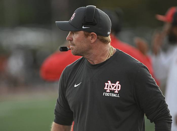 Column: Mater Dei football coach Frank McManus is high energy and in ...