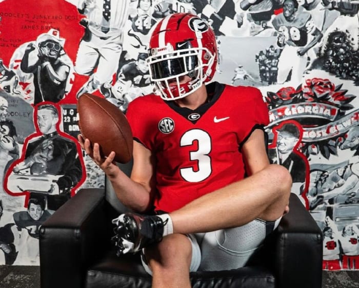 Ryan Puglisi, fast-rising 2024 quarterback, commits to Georgia Bulldogs ...