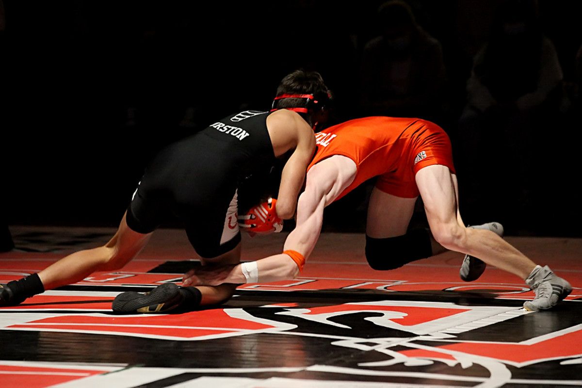 Photos: Thurston vs. Dallas wrestling - Sports Illustrated High School ...
