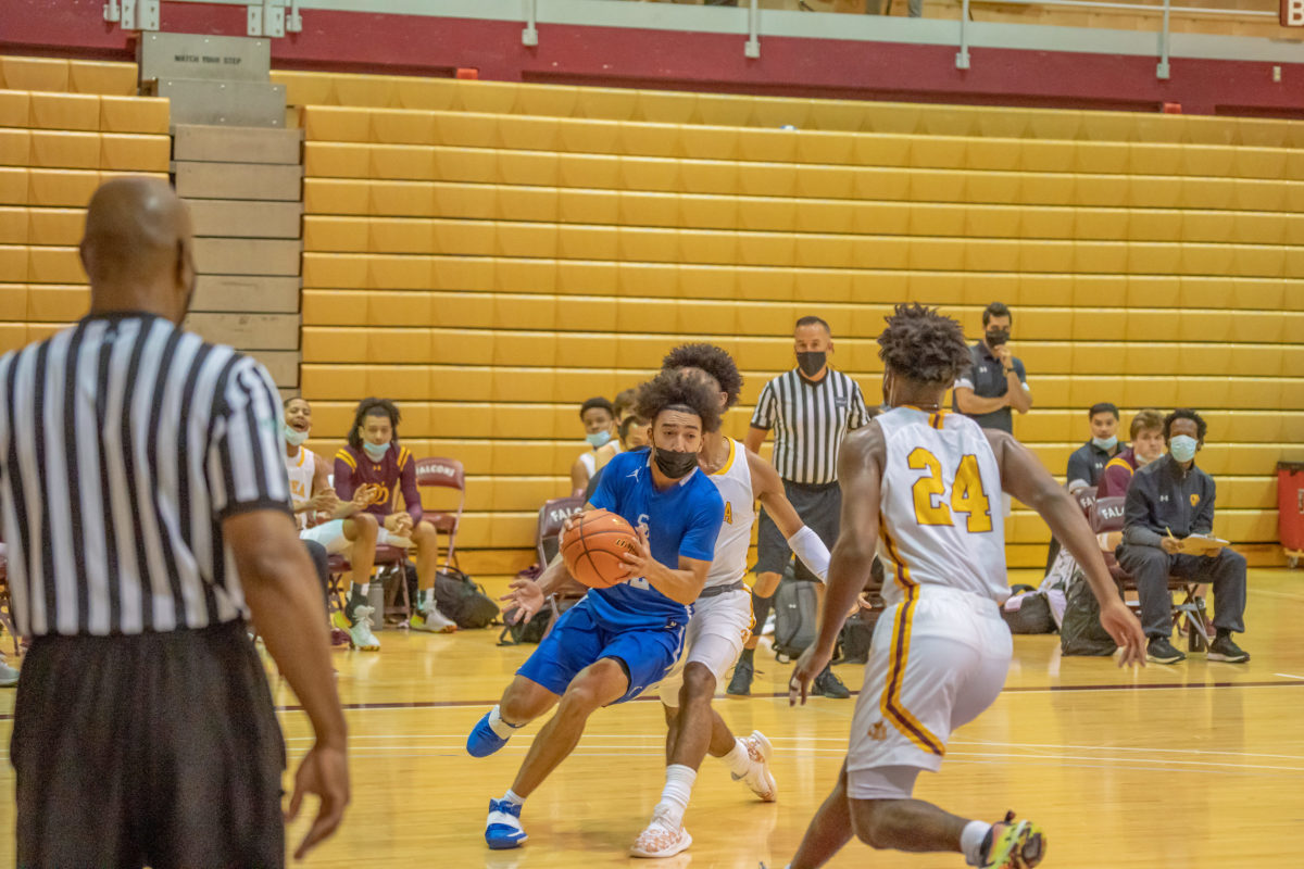 Photo gallery: Braeden Smith leads Seattle Prep past O'Dea in Metro ...