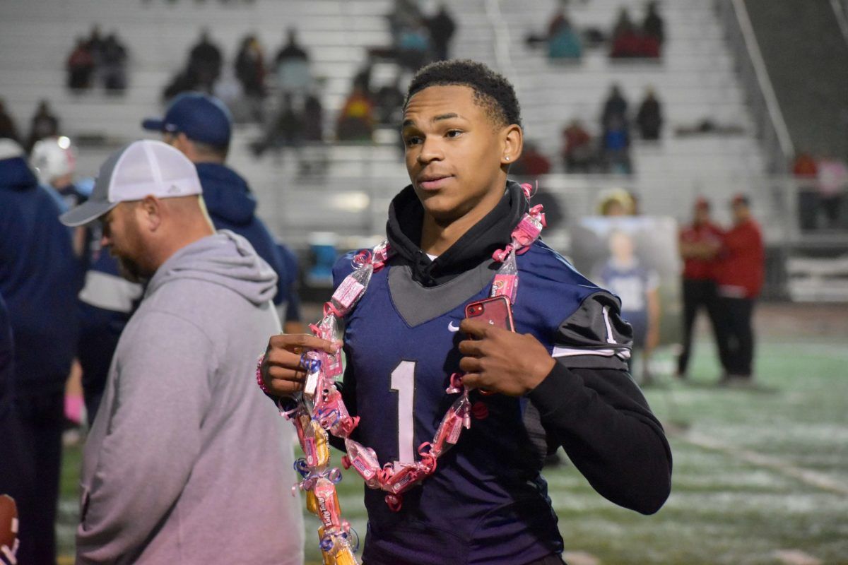 Photos: Chiawana Riverhawks (6-1) hosts crosstown rival Kamiakin Braves ...