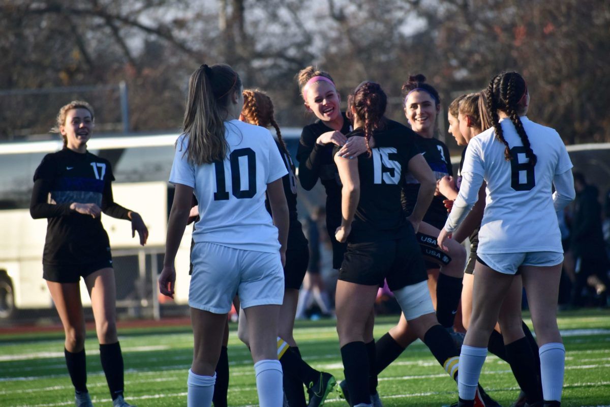Lake Washington topples Central Kitsap 5-2 in 3A state girls soccer ...