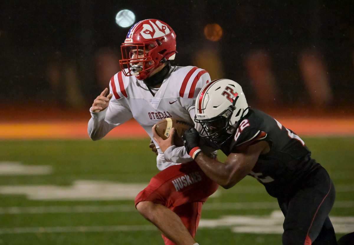 Photos: De’Andre Napier leads Steilacoom to 30-13 win over Othello in ...