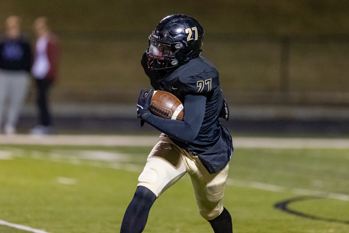Joe T. Robinson saving celebrations for later, clubs Lamar in Class 4A ...