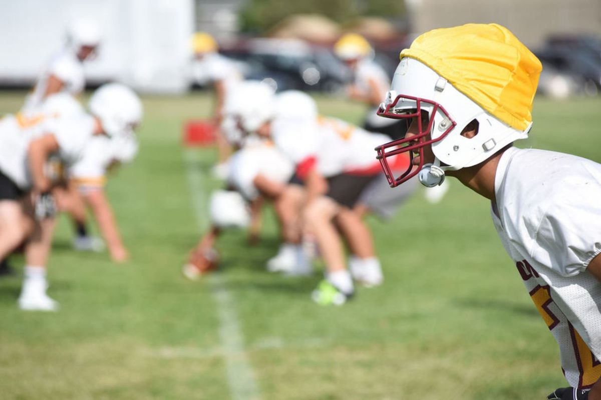 Dylan Lee's late TD, Charlie Rawlins' late INT help Redmond win at La ...