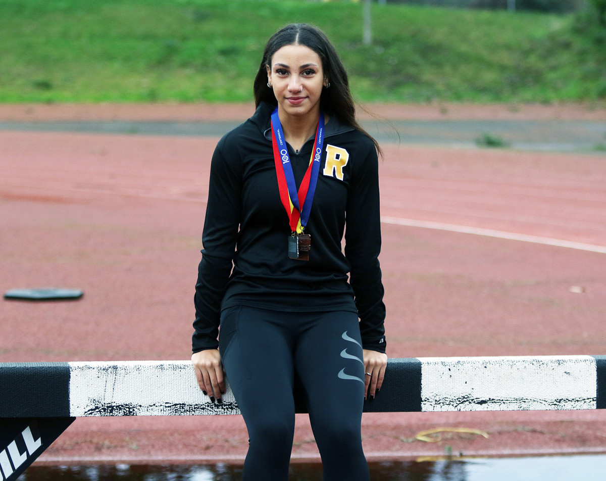 Lily Jones: Roosevelt’s record-setting sprinter ‘just scratching the ...