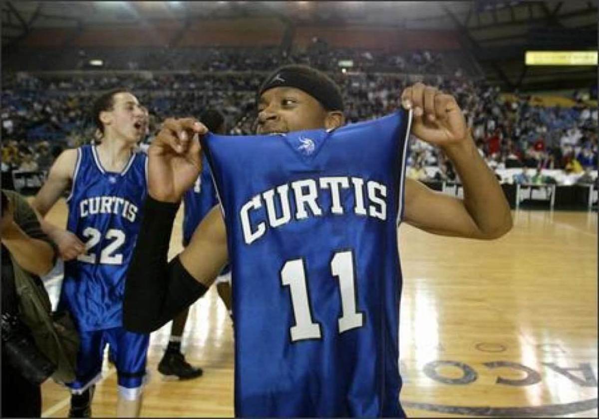 Isaiah Thomas, former Curtis High School star, shows off his hops at ...