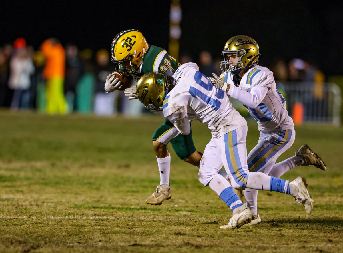 Photos: Argonaut defeats Quartz Hill 47-14 to win first CIF State ...