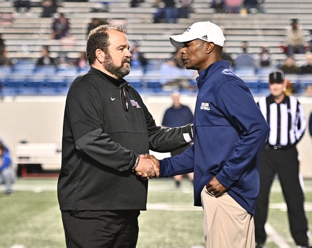 Bobby Bolding Resigns As White Hall Football Coach Remains As Ad For