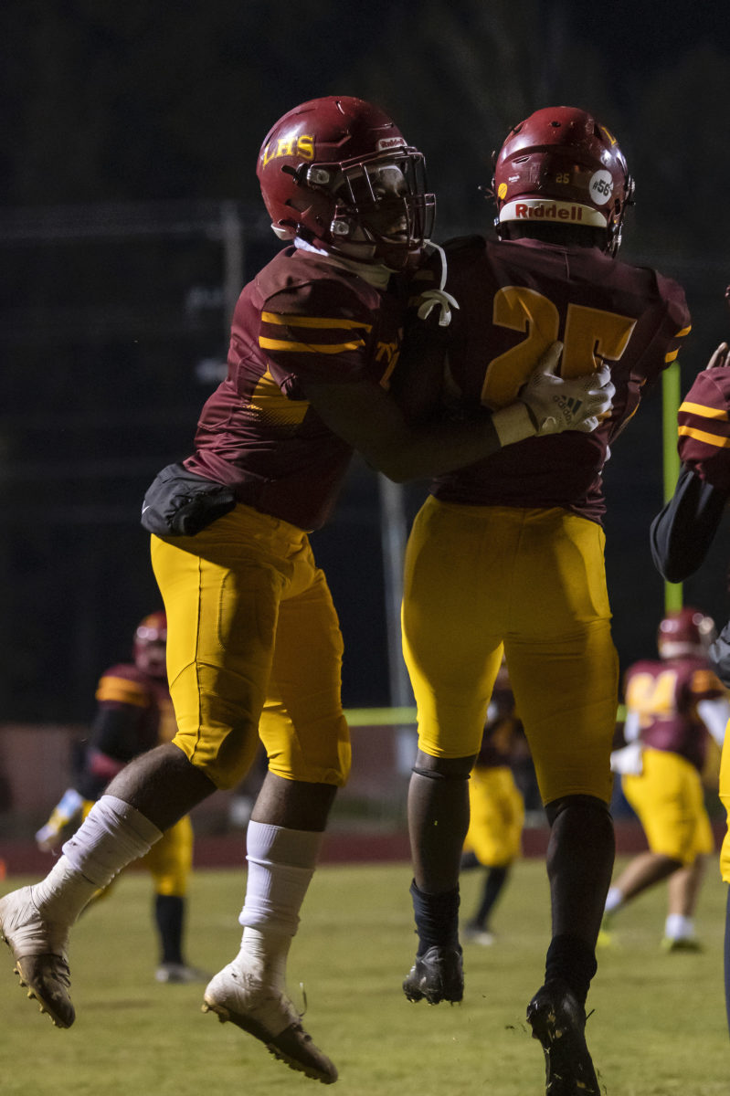 Photos: Kiron Benjamin scores 5 TDs as Laurel hammers Hattiesburg in ...