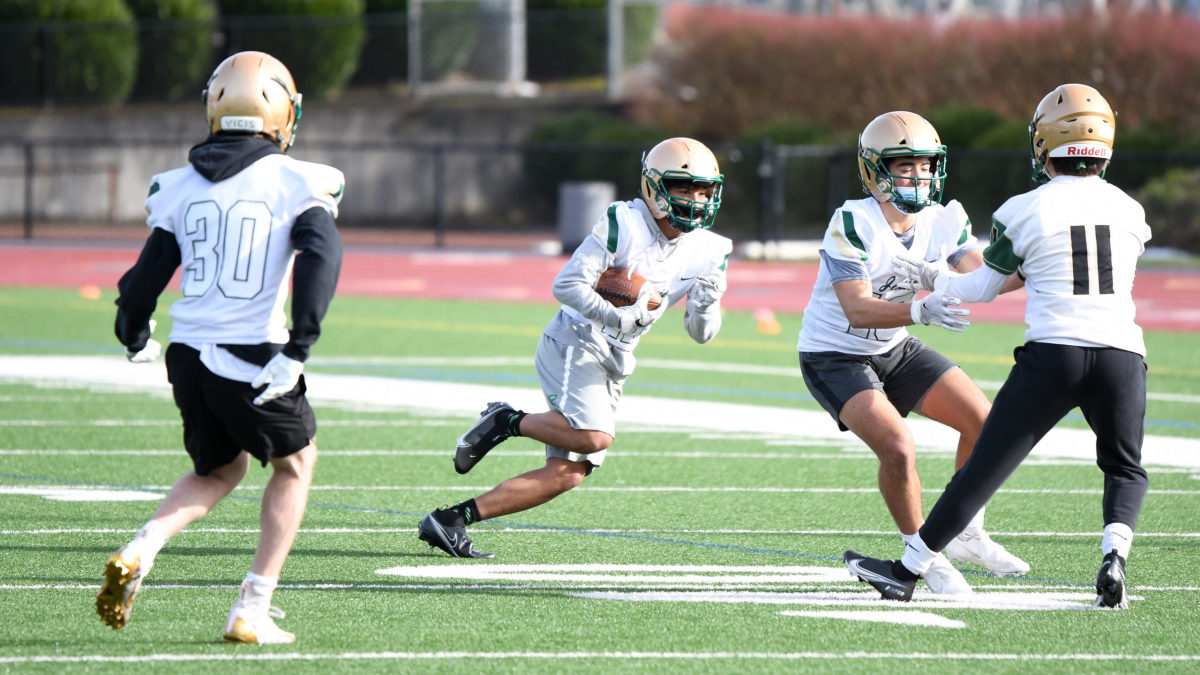 PHOTOS: Jesuit Crusaders prepare for 2021 spring football season ...