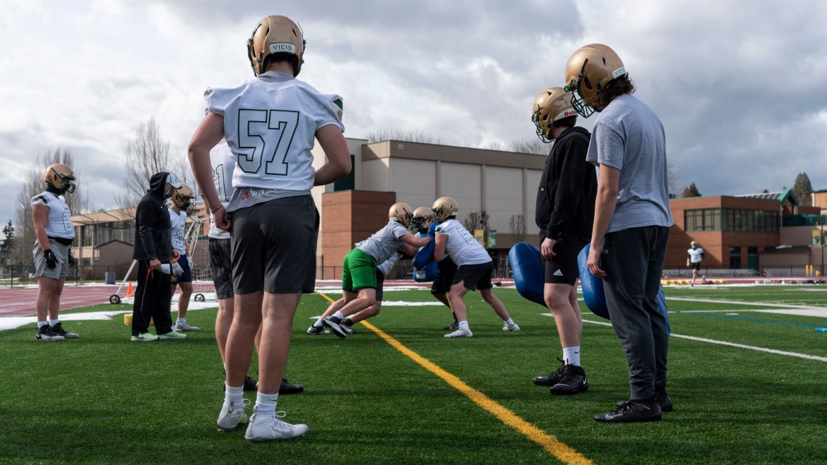 PHOTOS: Jesuit Crusaders prepare for 2021 spring football season ...