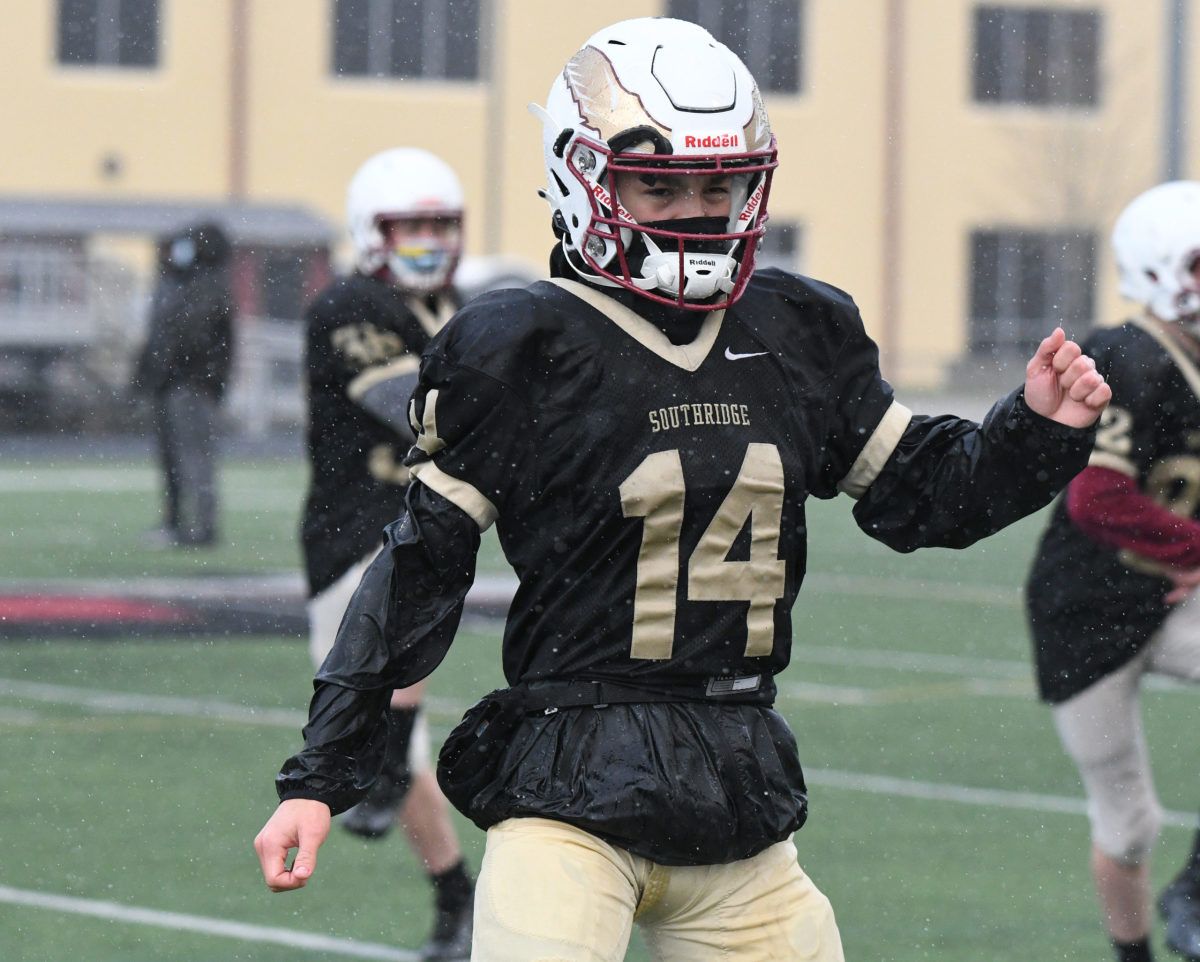 PHOTOS: Southridge Skyhawks prepare for 2021 spring football season ...