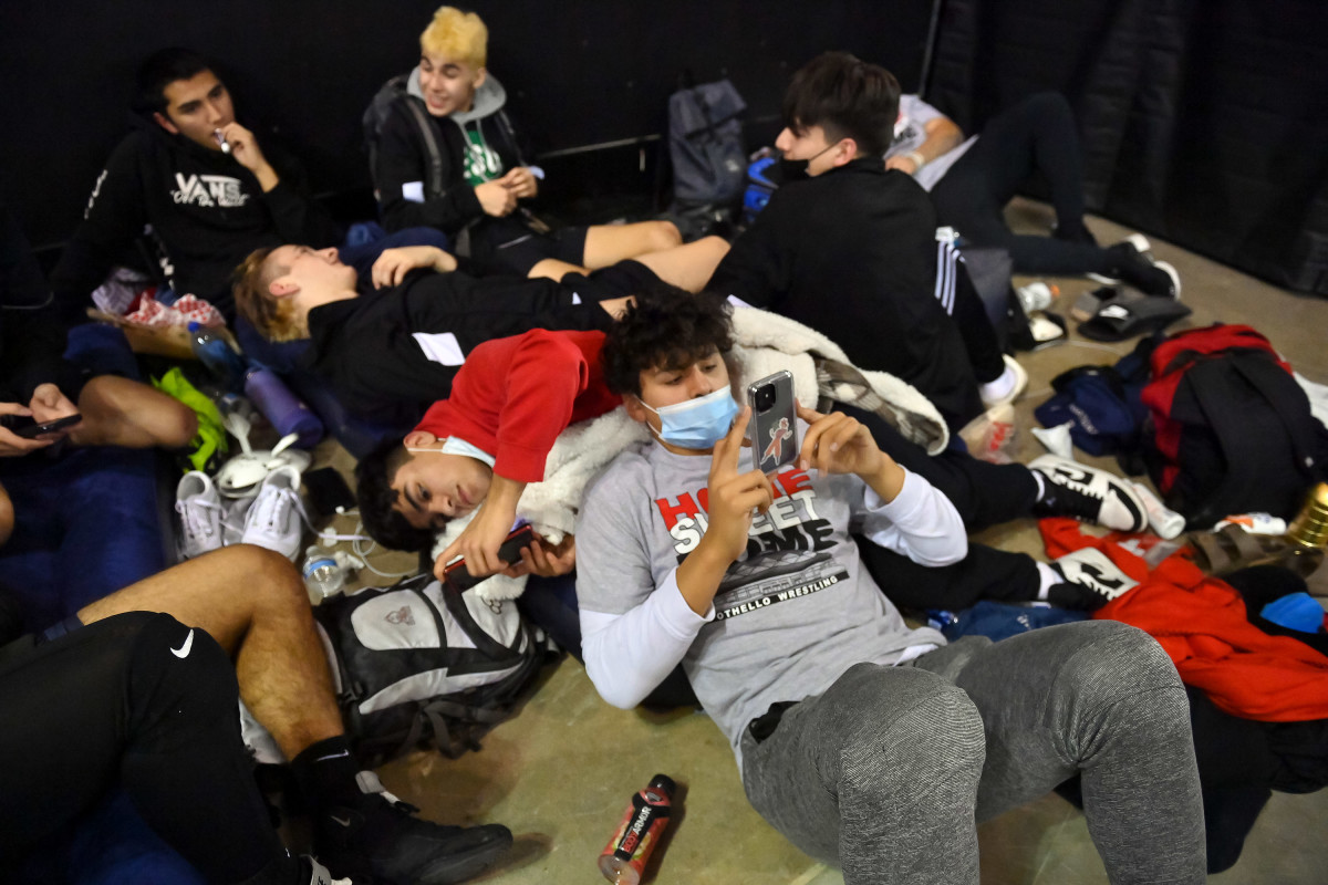 Photos: Tournament set-up, weigh-ins and immediate action dot the ...