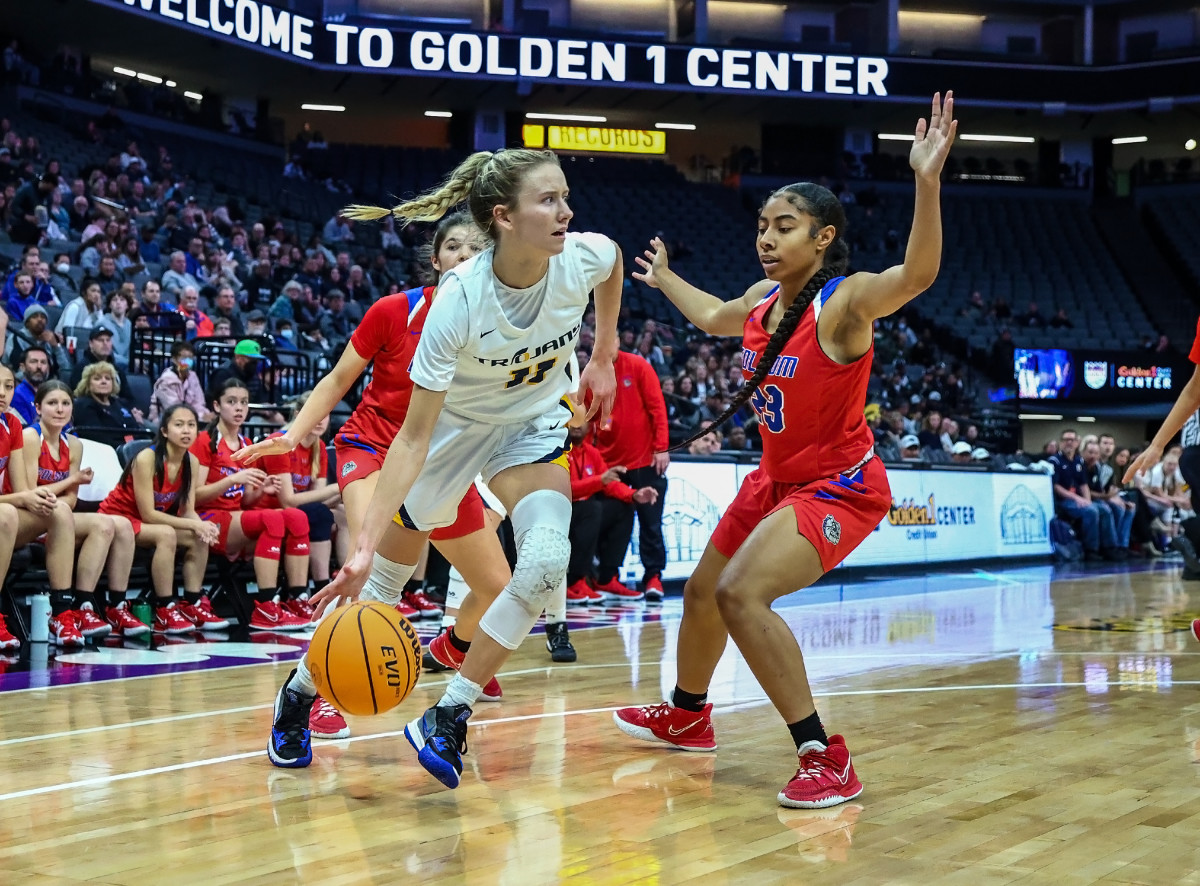 Photos: Oak Ridge edges Folsom 41-40 to win CIF Sac-Joaquin Section D1 girls basketball ...