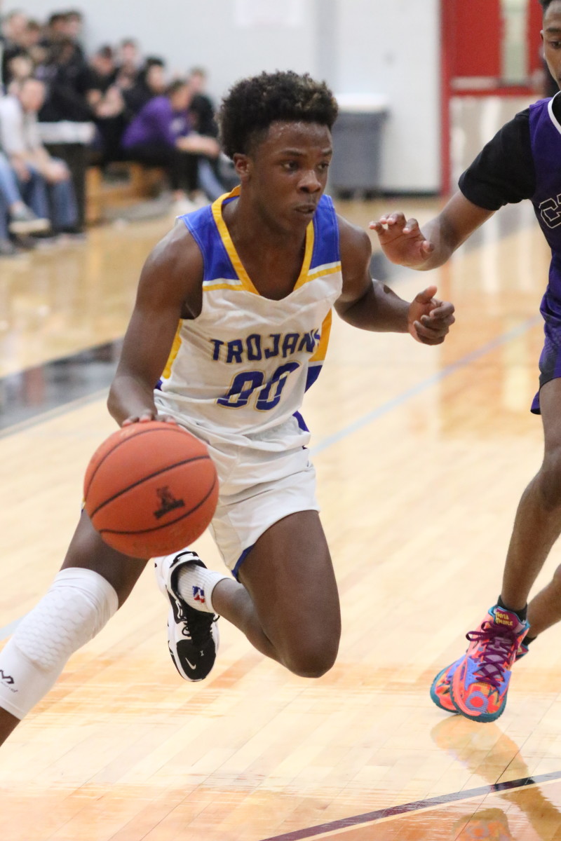 Photos: Kevondre Corona leads Calvert over Trinidad in Texas 1A boys ...