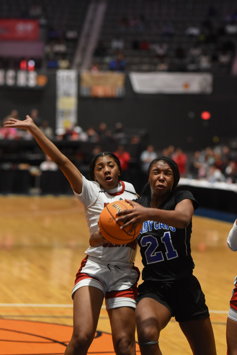 Debreasha Powe caps stellar career by leading Meridian to 6A ...