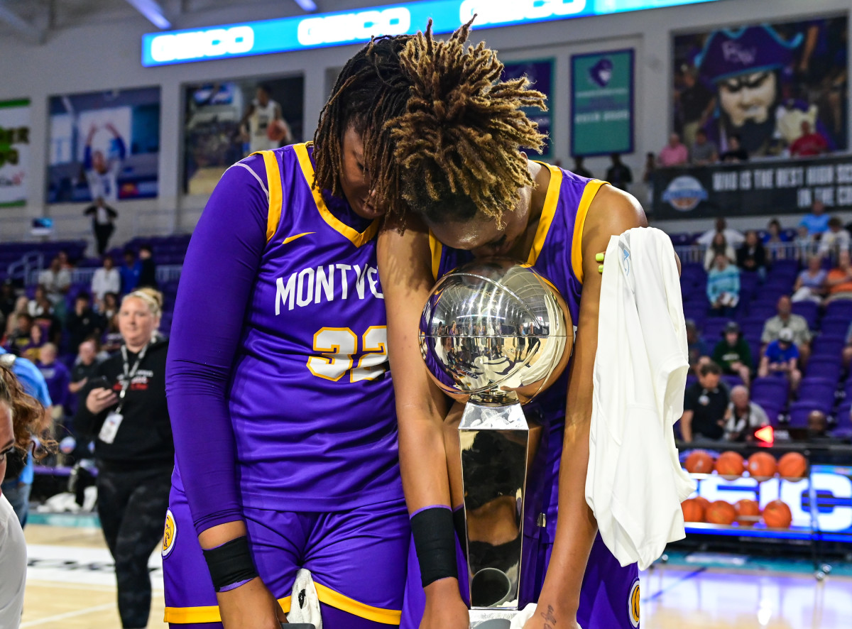 Look: Montverde Academy girls basketball celebrates GEICO Nationals ...