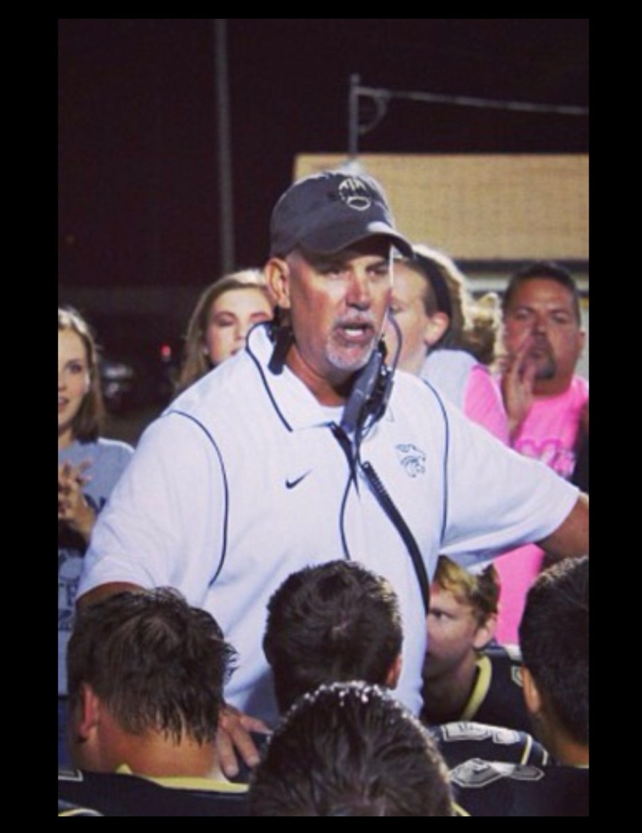 Coming home: Spiro native Kyle Fowler takes over as Bulldogs football ...