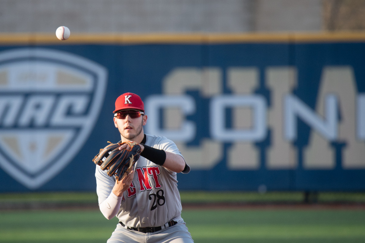 Photos: Kent Roosevelt chips away, hangs on against Tallmadge in a ...