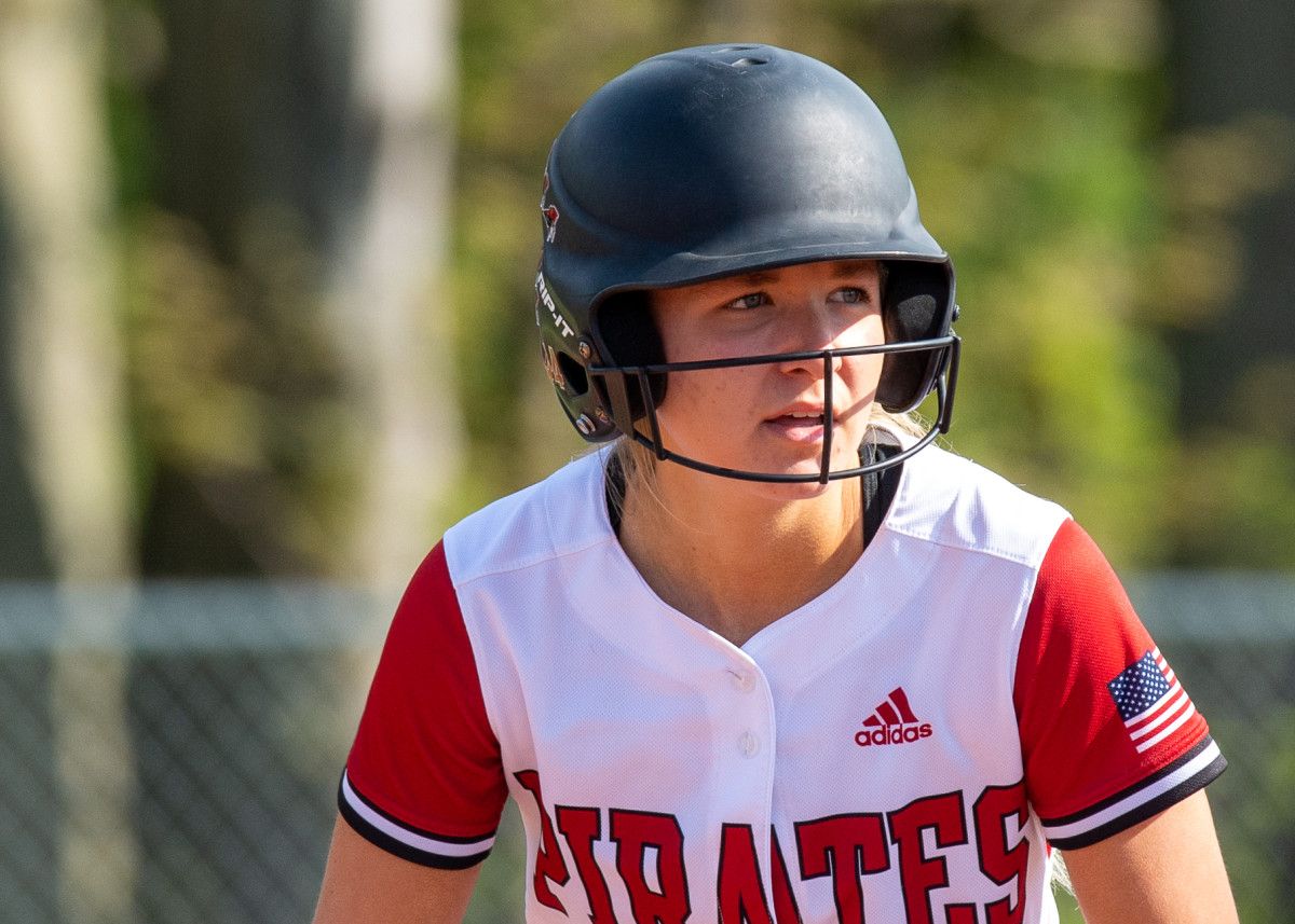 Aurora softball sparkles in 7-1 Division 2 sectional final win over ...