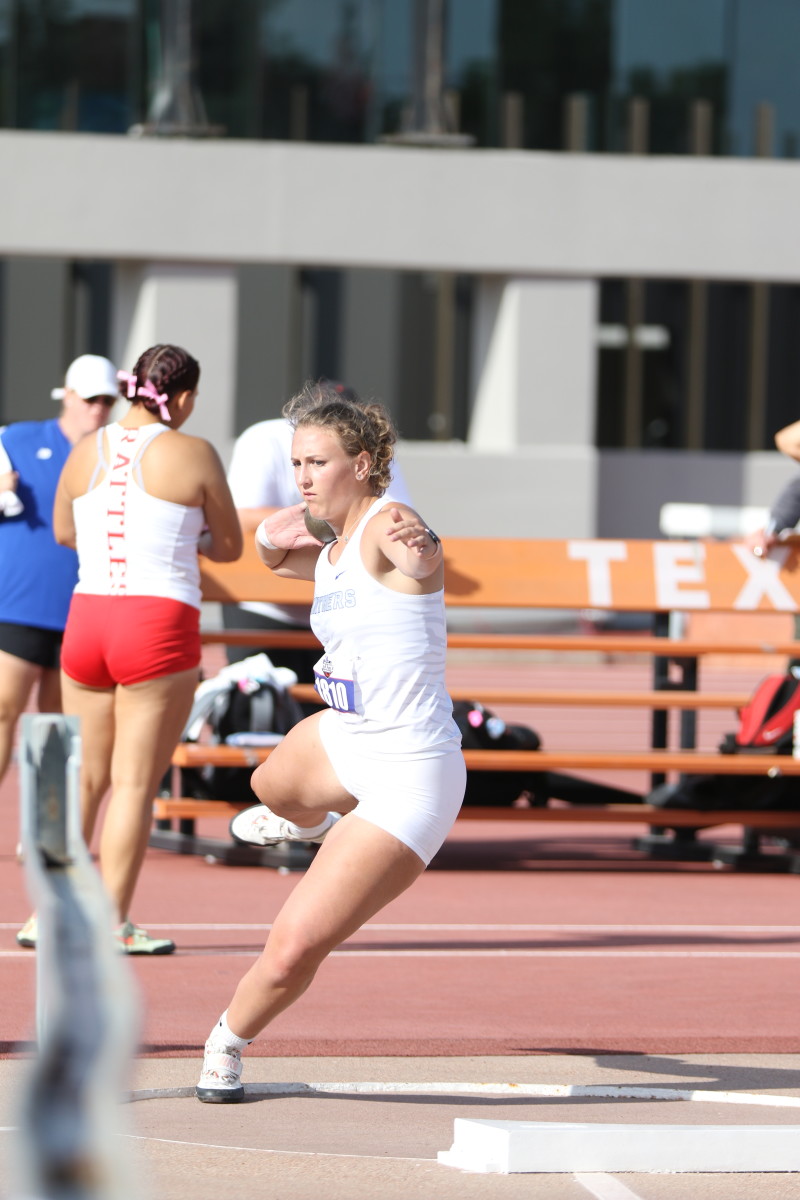 Look: 2A, 5A athletes compete in 2022 Texas (UIL) Track & Field State ...