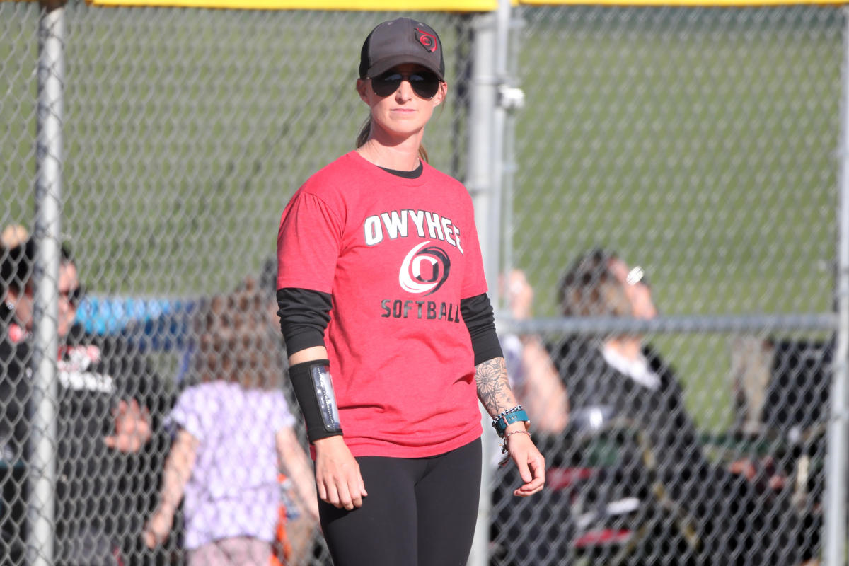 Photos: Underclassmen power! Owyhee claims Class 5A District III ...