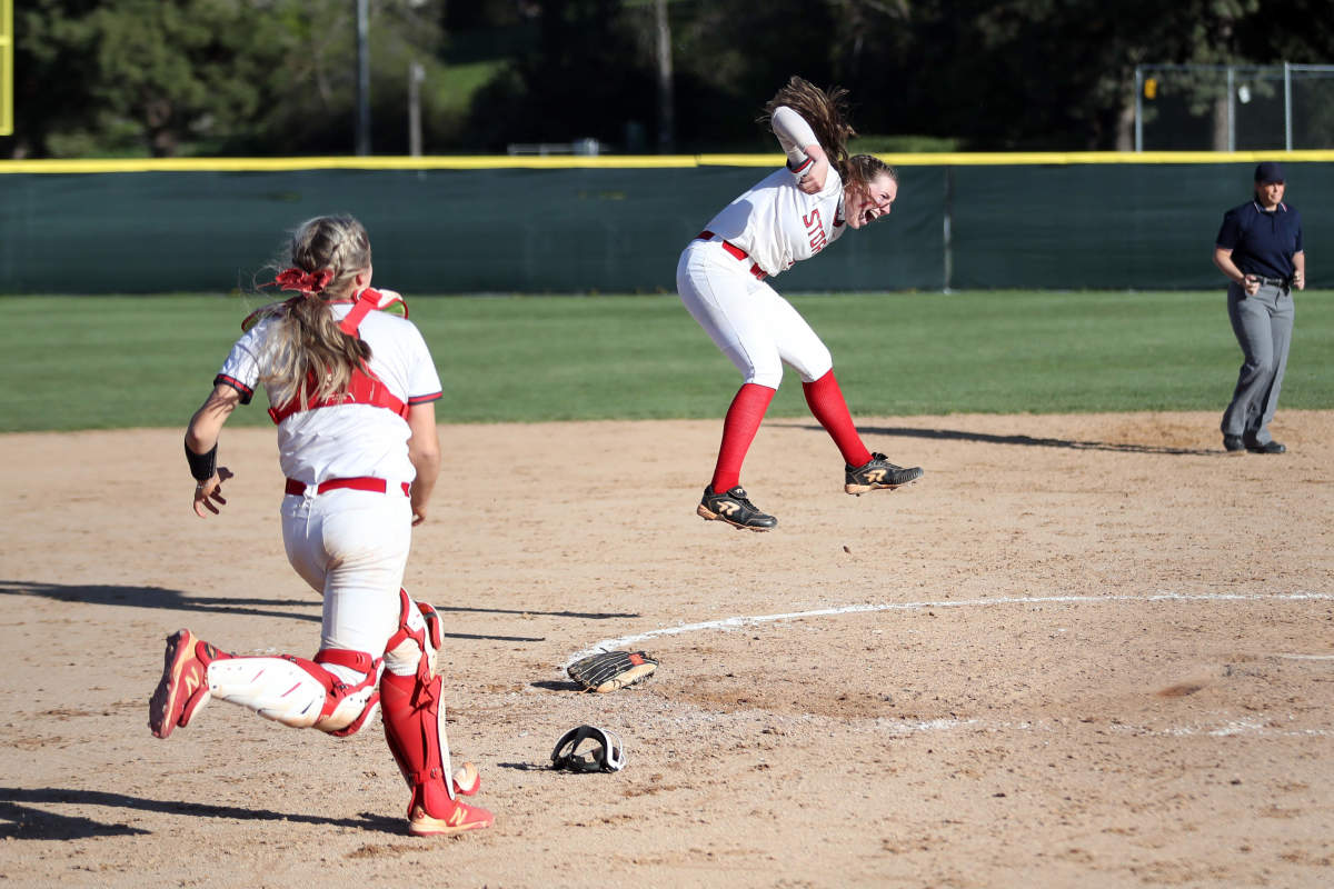 Photos: Underclassmen power! Owyhee claims Class 5A District III ...