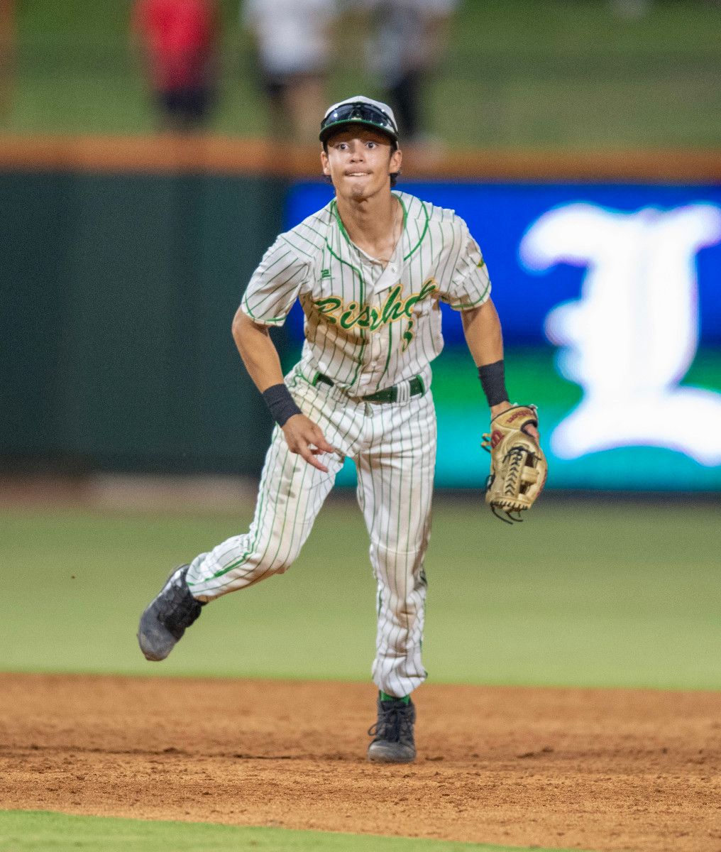 Look: Bishop beats London in extra innings to force Game 3 in Region IV ...