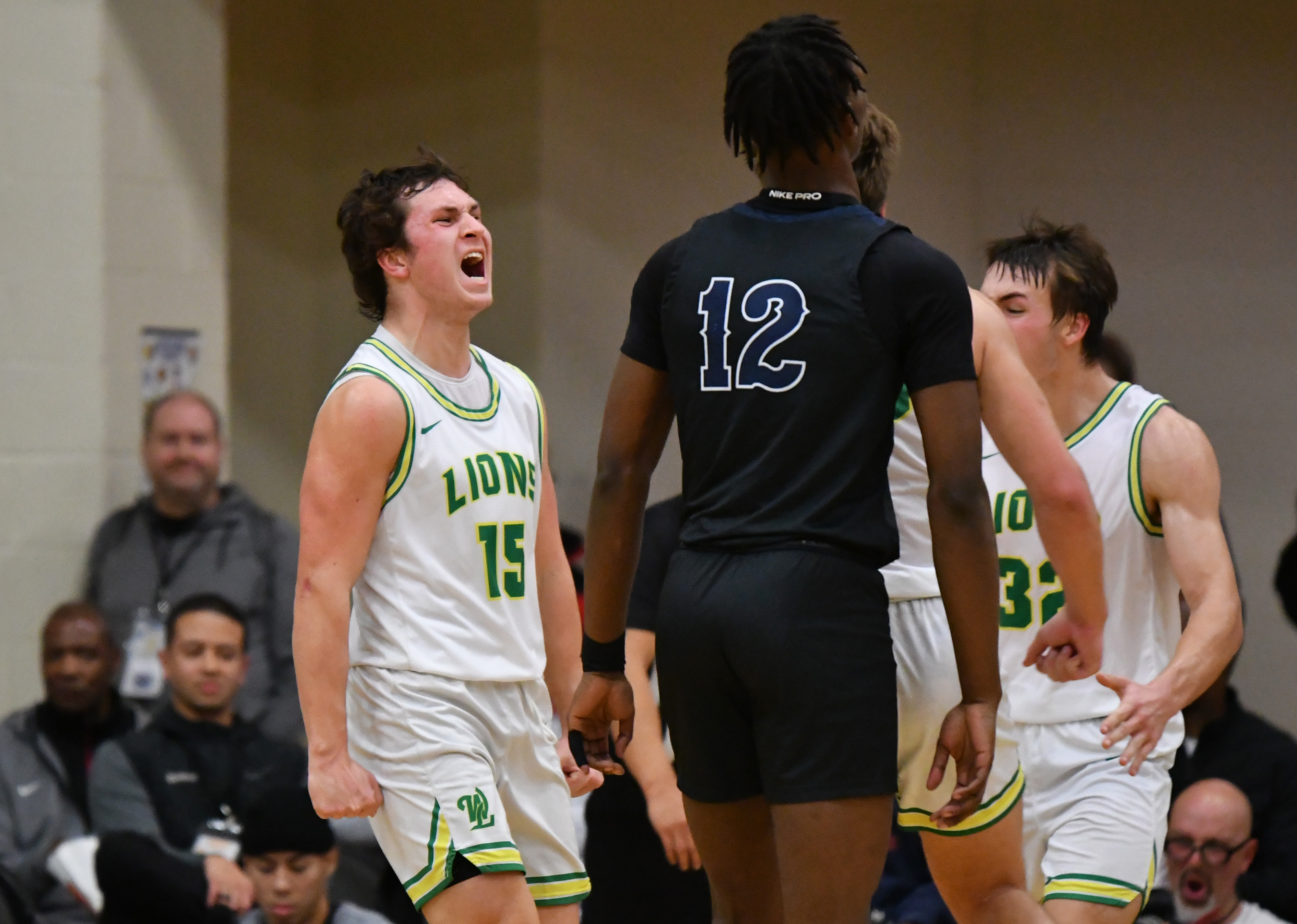 Jackson Shelstad, Adrian Mosley help West Linn ‘shock the world’ by ...