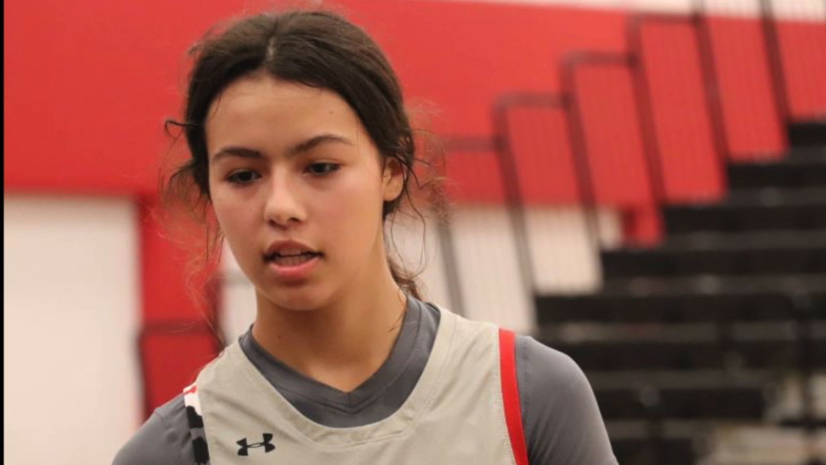 Vote now: Who should be SBLive's National Girls Basketball Player of ...