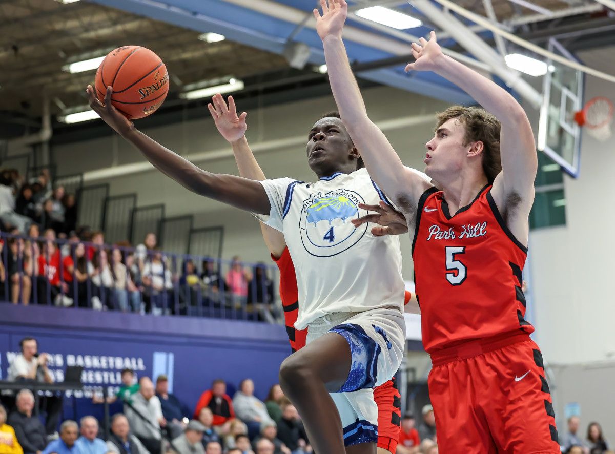 Photos: Oak Park tops visiting Park Hill in Kansas City showdown ...