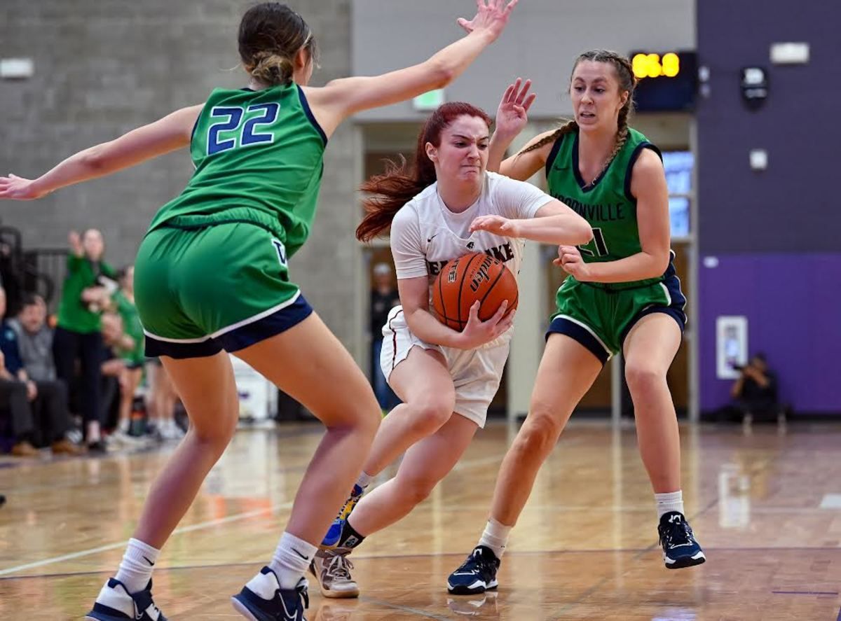 Photos: 4A KingCo basketball crowns same king, queen for another term ...