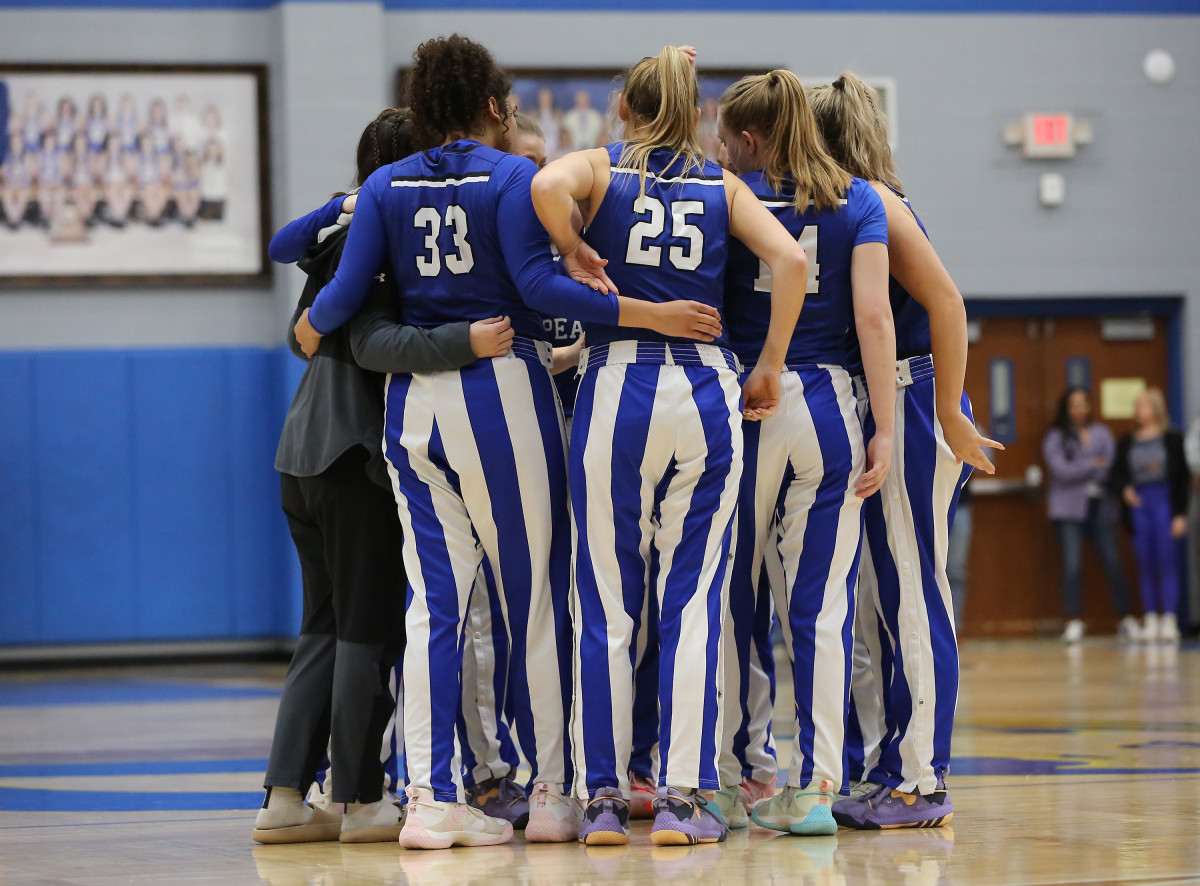 Landry Robertson, Peyton Hull lead Peaster past Brock to clinch ...