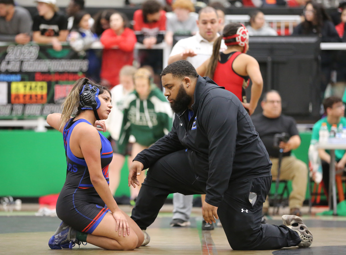 Azle, Lubbock Cooper win team titles at District 4-5A wrestling meet - Sports Illustrated High ...