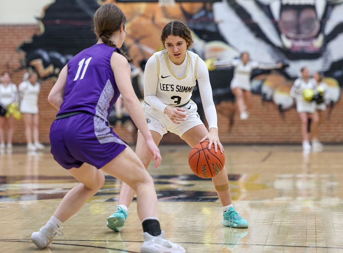 Photos: Ava Miles leads Park Hill South girls basketball past host Lee ...