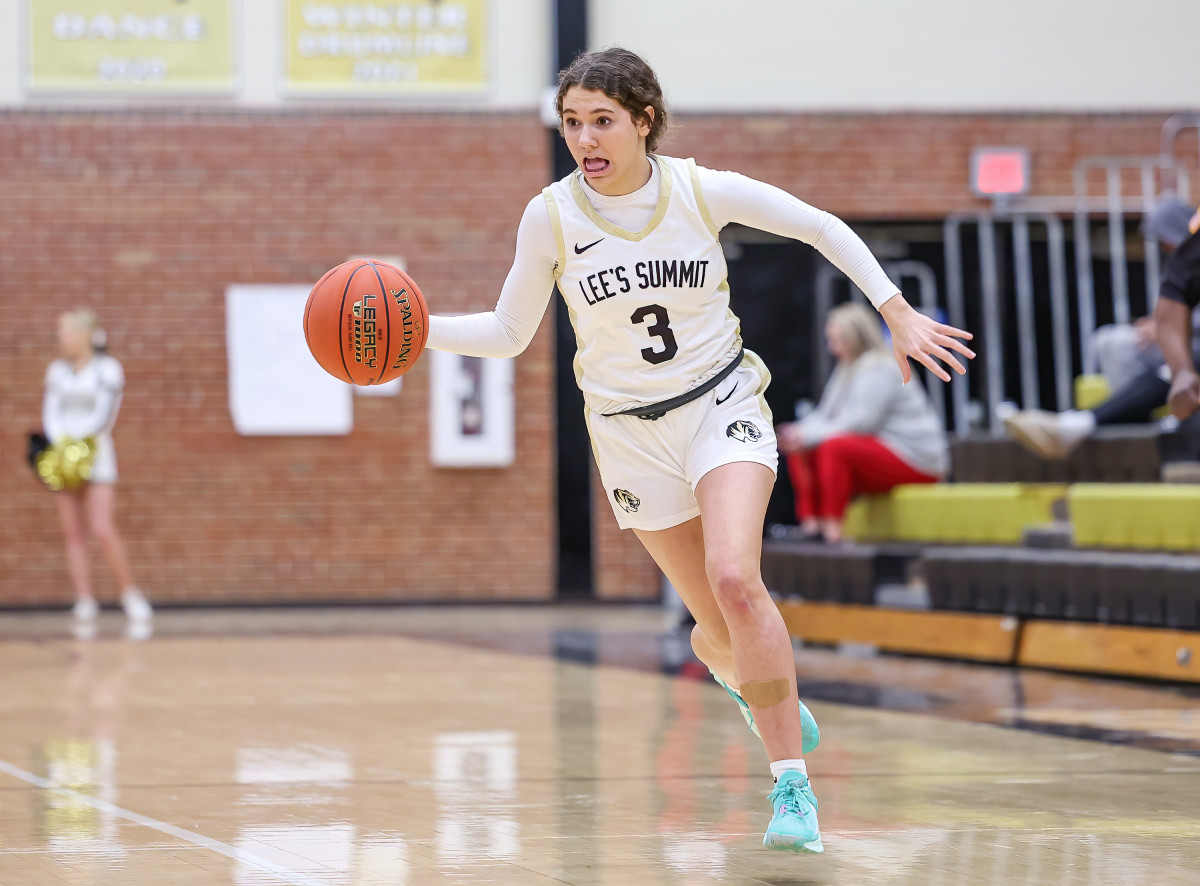 Photos: Ava Miles leads Park Hill South girls basketball past host Lee ...