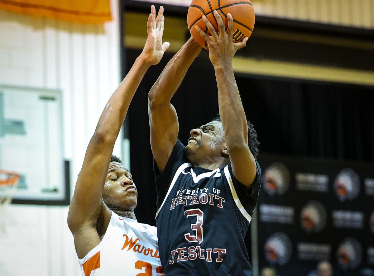 Photos: Brother Rice boys basketball defeats U-D Jesuit, clinches ...