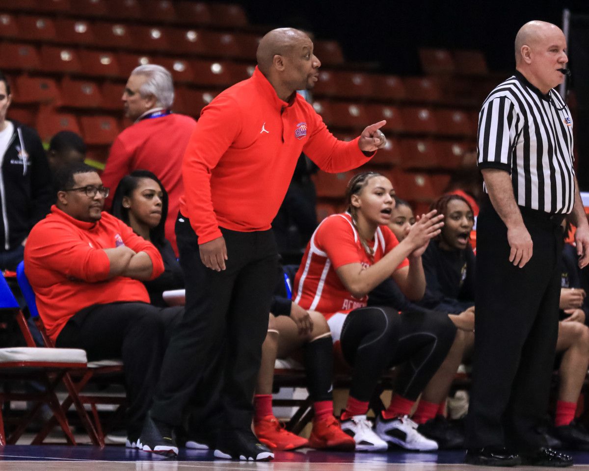 Photos: Whitney Young girls top Kenwood for Chicago Public League ...