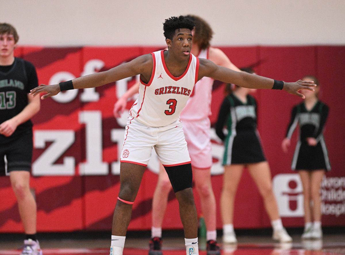 Solomon Callaghan leads Wadsworth on and off the court - Sports ...